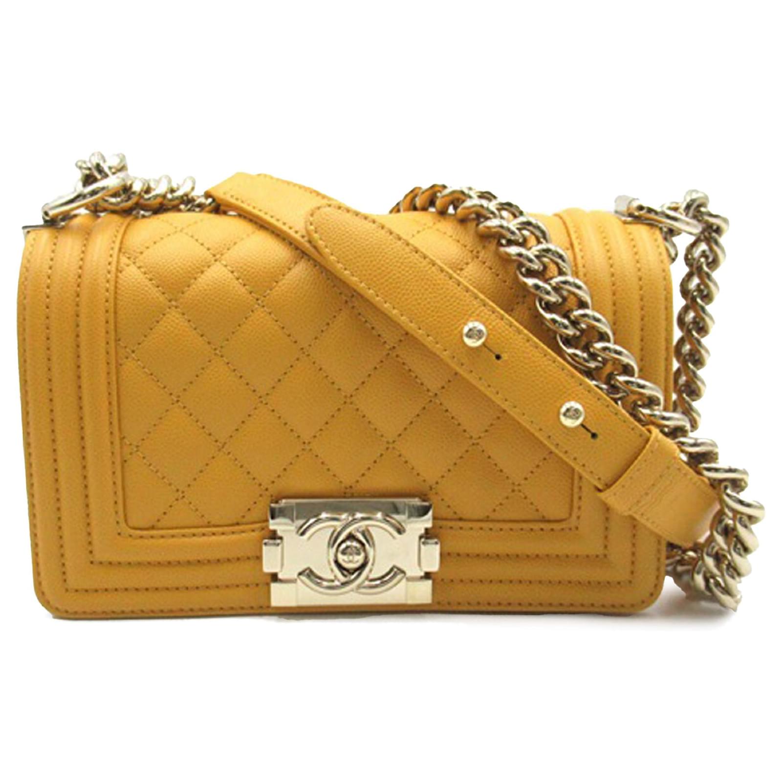 Chanel Yellow Small Caviar Boy Flap Leather ref.1334392 - Joli Closet