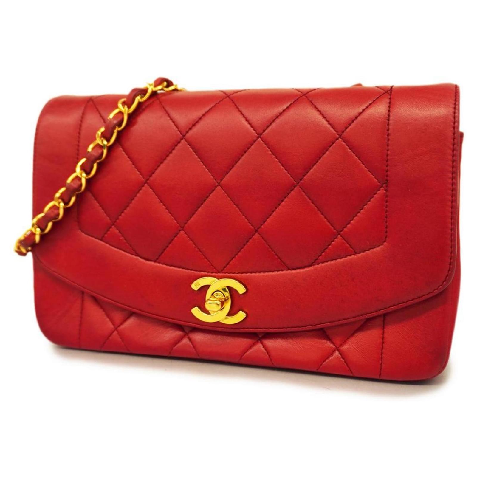 Chanel Diana Red Leather ref.1337353 - Joli Closet