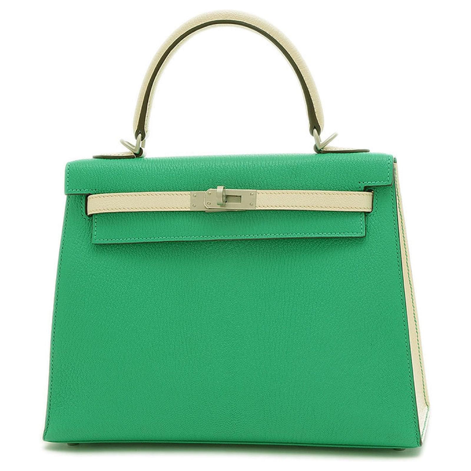 Hermès Kelly 25 Green Leather ref.1338076 - Joli Closet