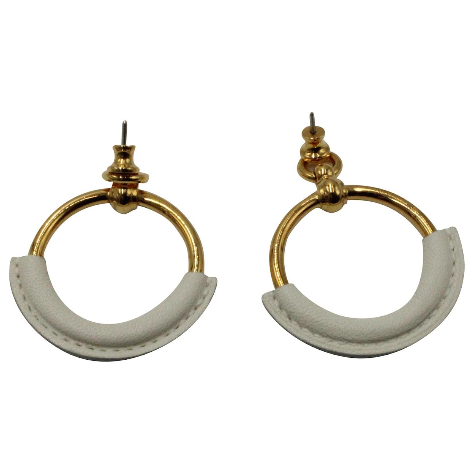 Hermès Loop Hoop Earrings in White Leather ref.1342904 - Joli Closet