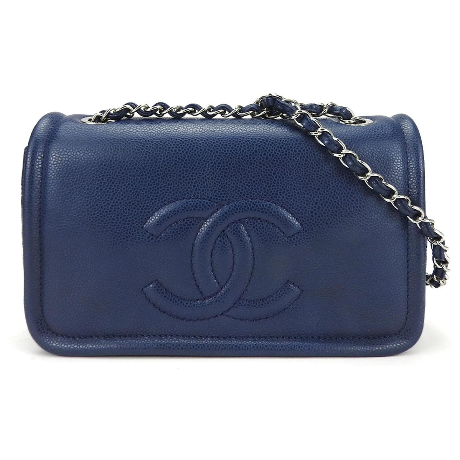 Chanel Matelassé Navy blue Leather ref.1357865 - Joli Closet