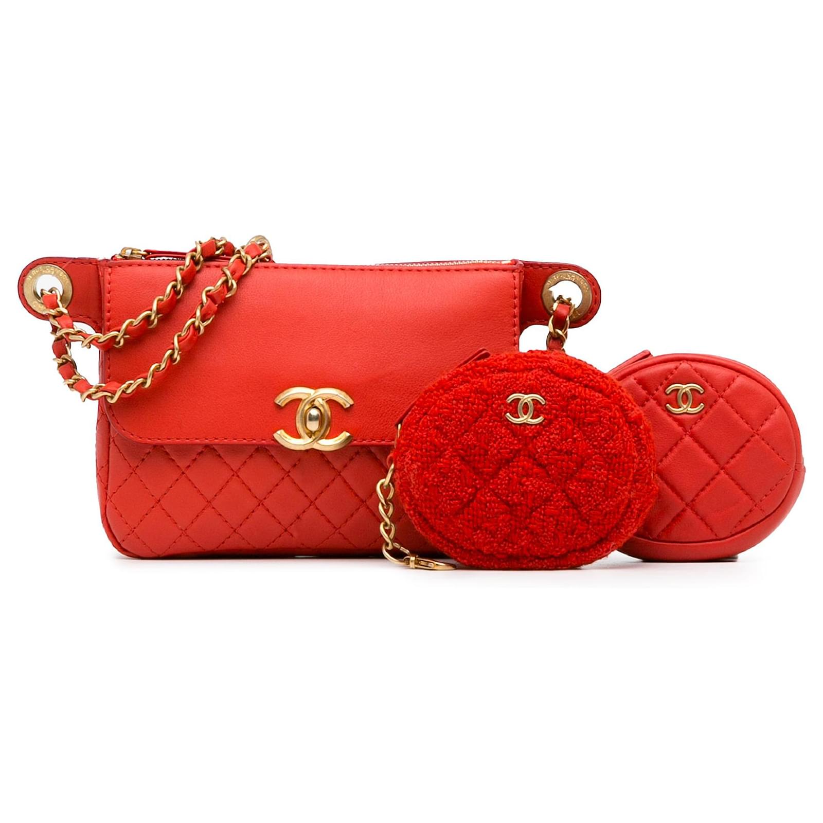 CHANEL HandbagsLeather Red ref.1381151 - Joli Closet