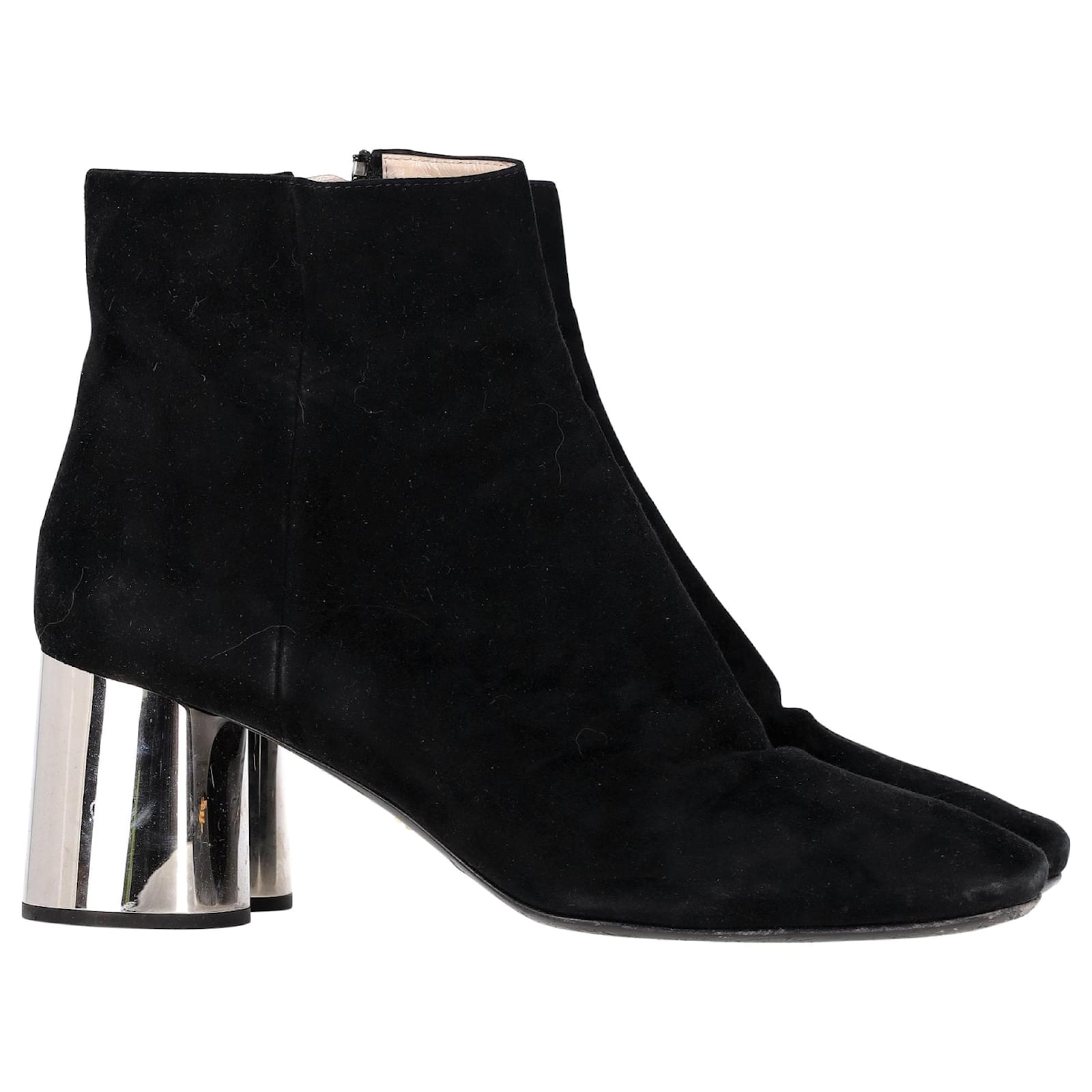 Prada Metallic Block Heel Ankle Boots in Black Suede ref.1417491 - Joli ...