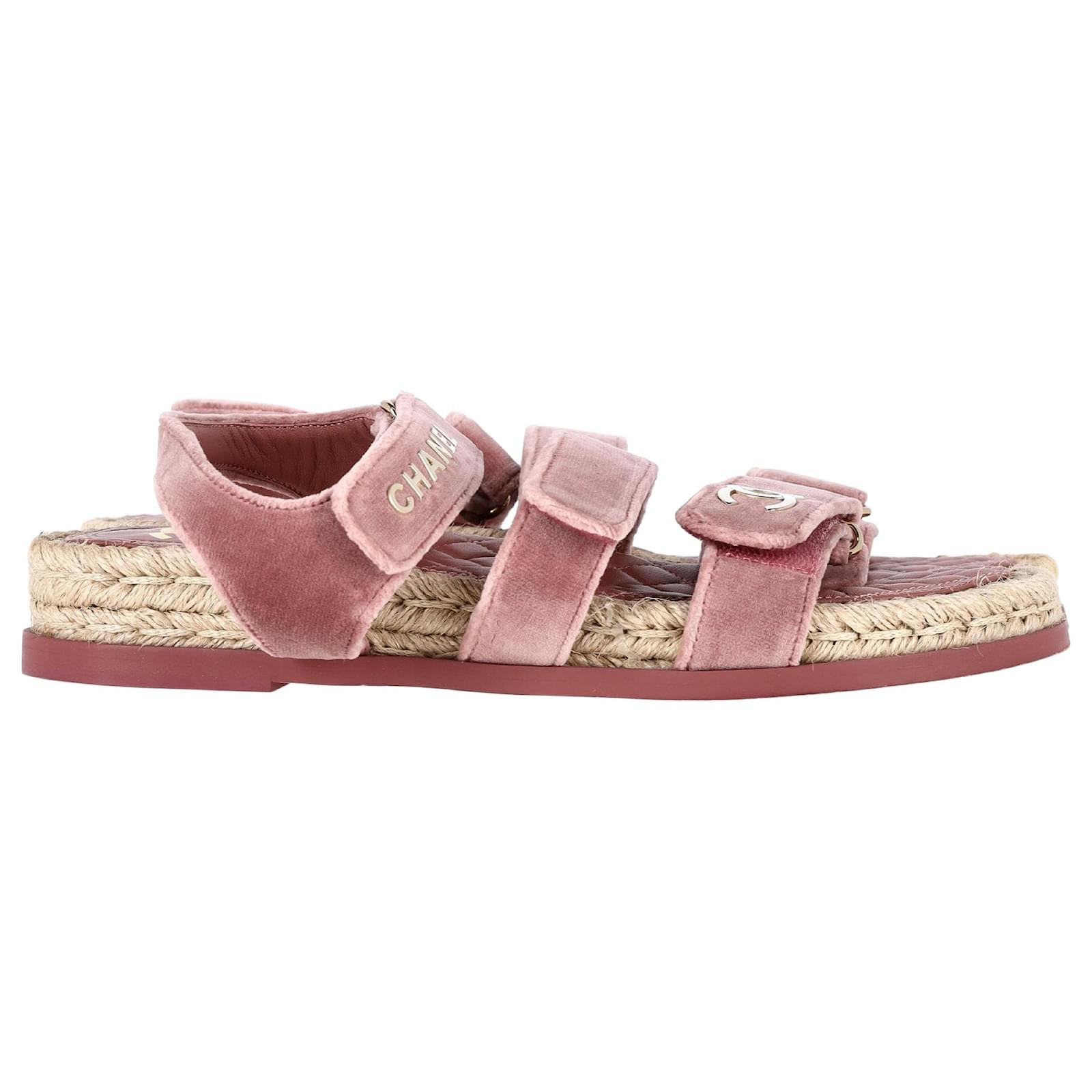 Chanel Logo Velcro Dad Sandals in Pink Velvet ref.1417513 - Joli Closet