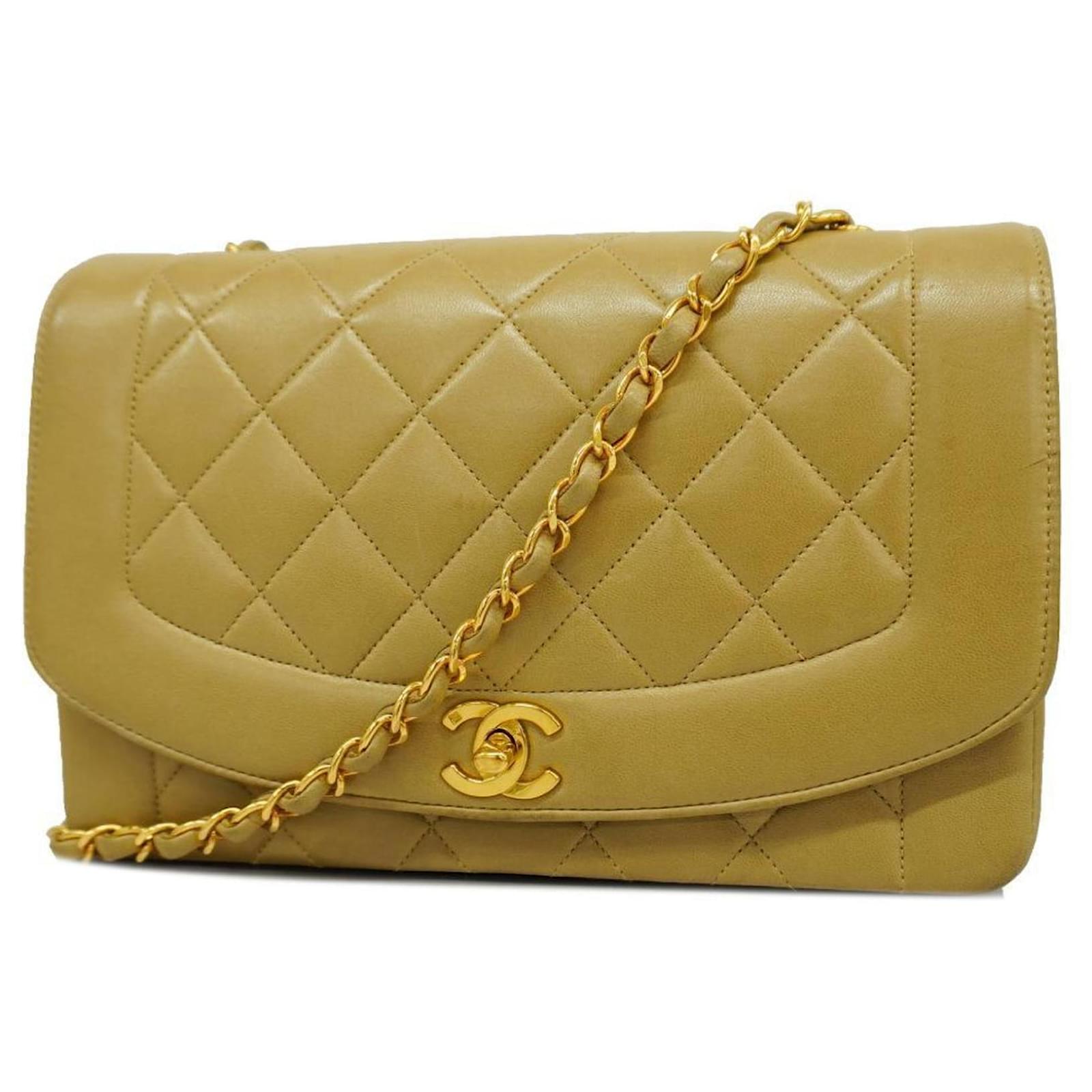 Chanel Diana Beige Leather ref.1427193 - Joli Closet