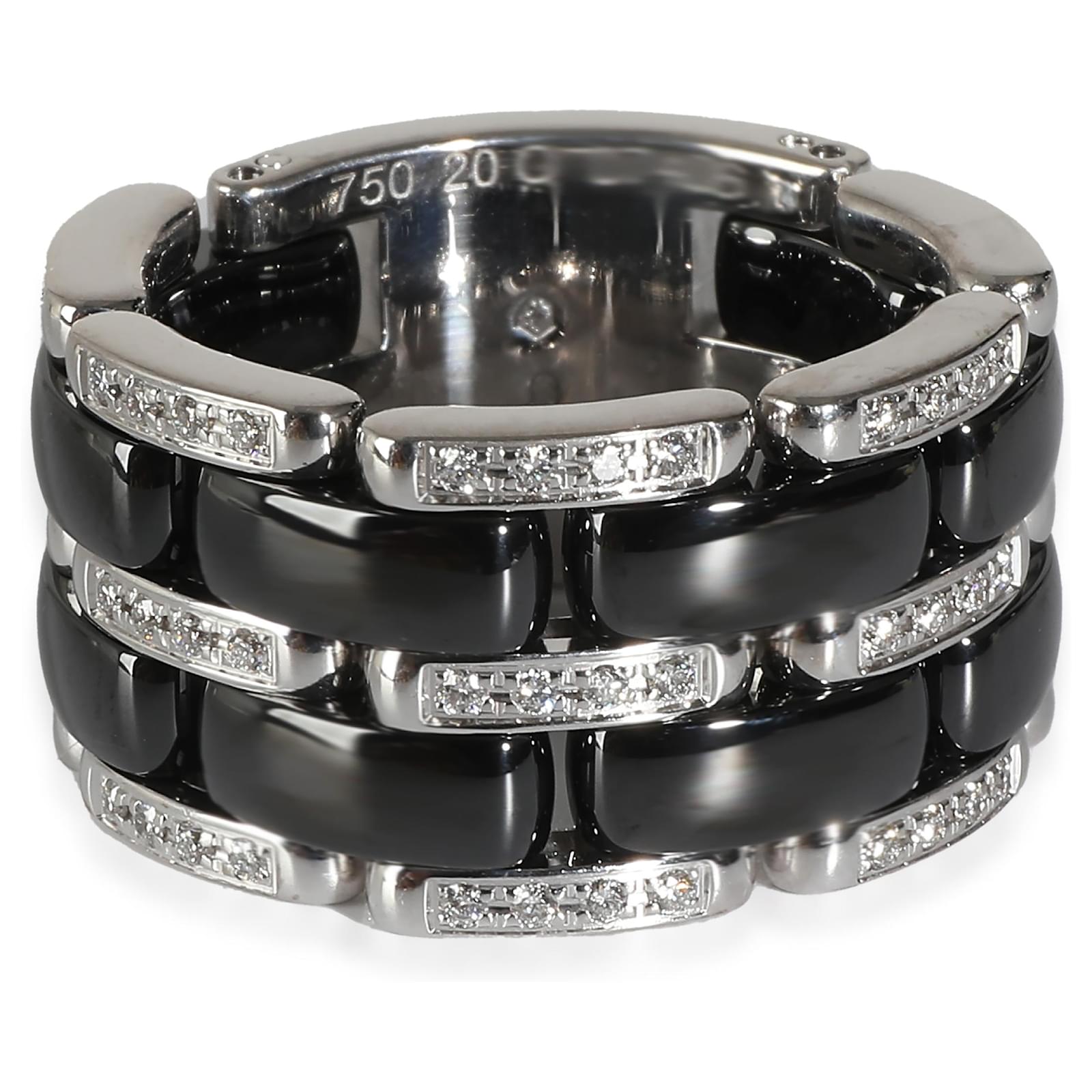 Black chanel ring store