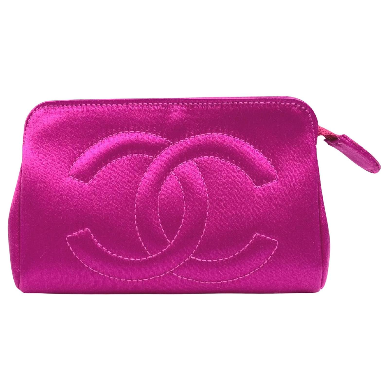 Chanel Logo CC Pink Velvet ref.1431010 - Joli Closet