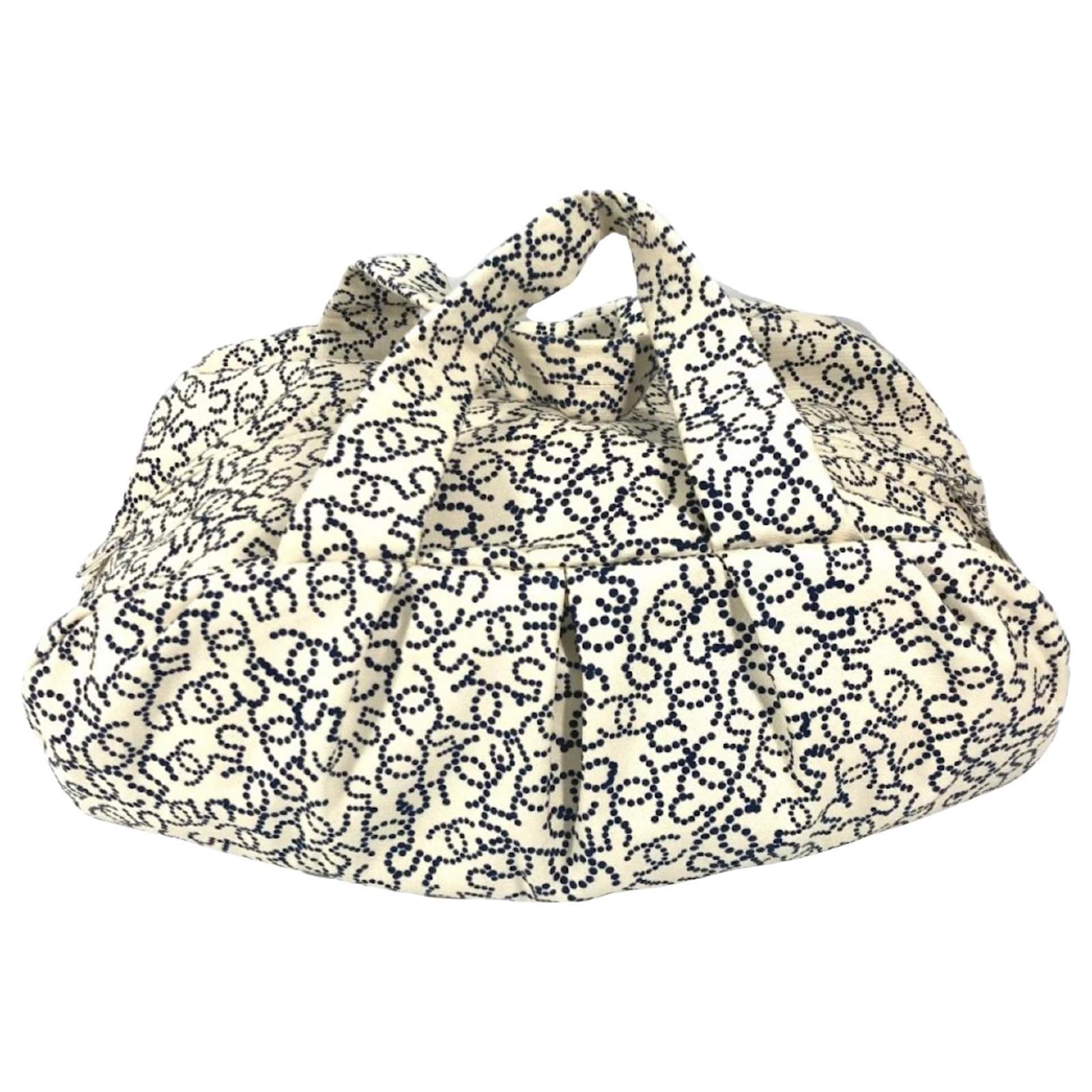 Chanel Coco Mark White Cloth ref.1435160 - Joli Closet