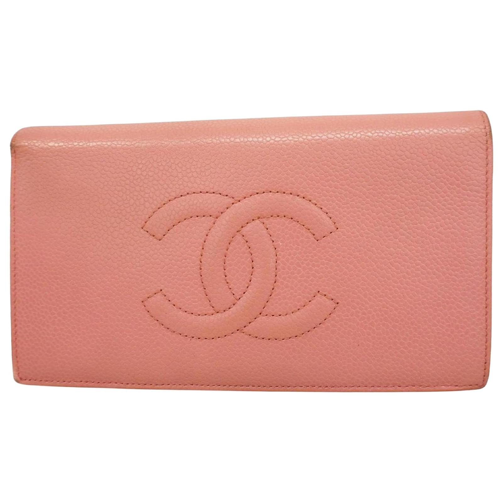 Chanel Logo CC Pink Leather ref.1442040 - Joli Closet