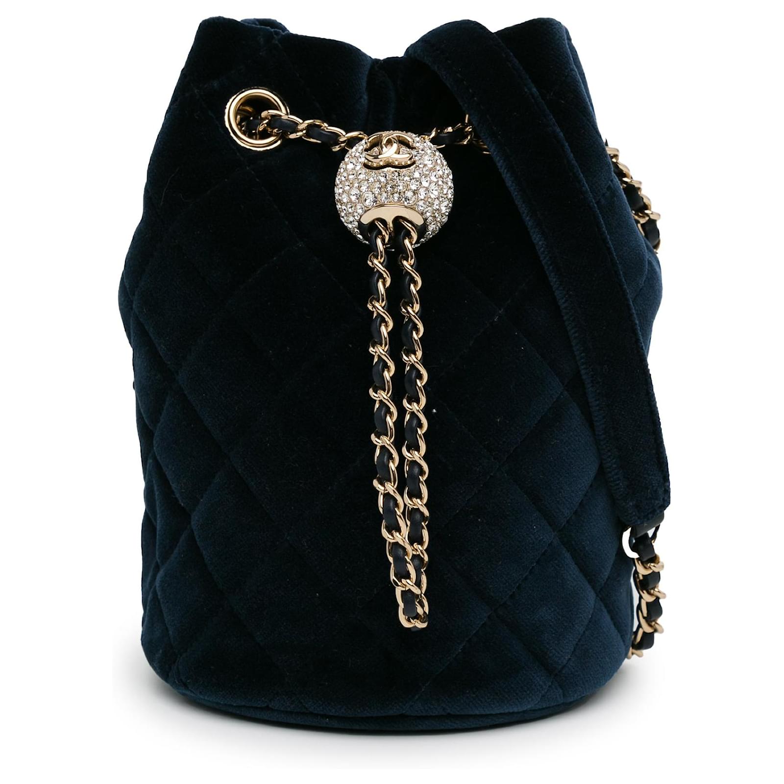 Blue Chanel Velvet Crystal Pearl Crush Bucket Bag Leather ref.1444284 - Joli Closet