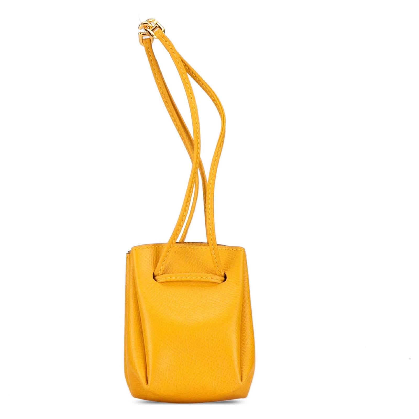 Yellow Hermès Courchevel Vespa Pouch Leather ref.1444314 - Joli Closet