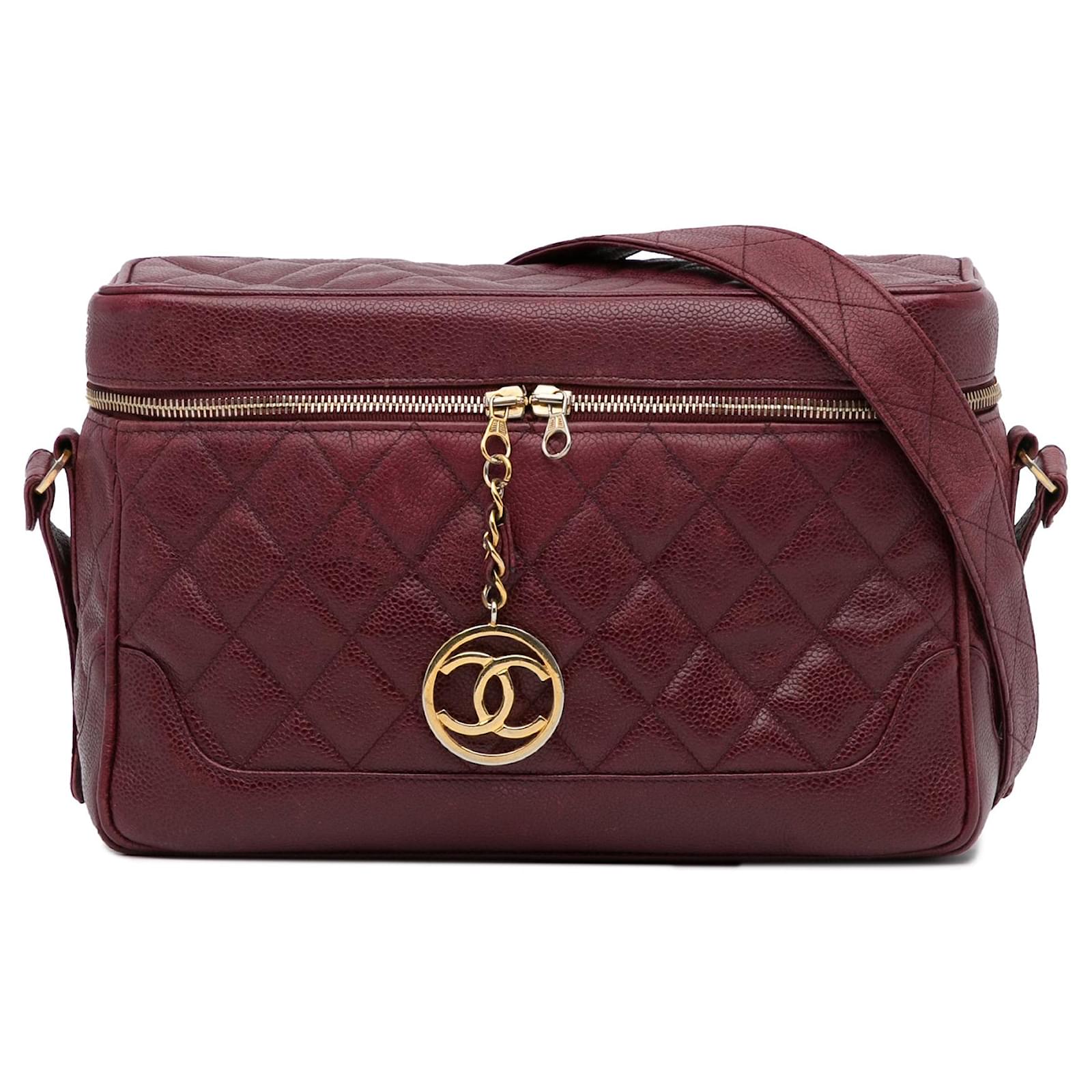 Red Chanel Large Quilted Caviar Zip Box Bag Leather ref.1444444 - Joli ...