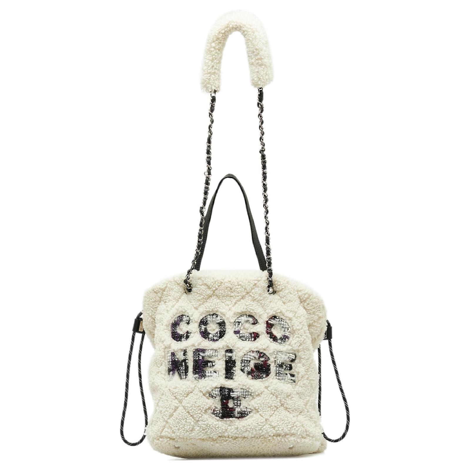 White Chanel Shearling Coco Neige Tote Satchel Wool ref.1444445 - Joli ...