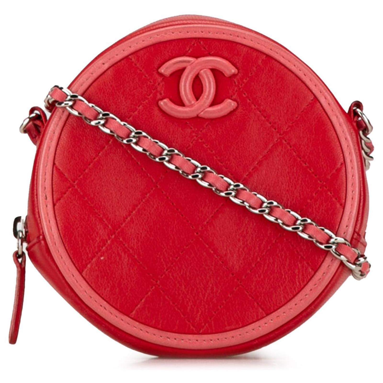 Red Chanel Lambskin Color Pop CC Round Crossbody Leather ref.1444456 ...