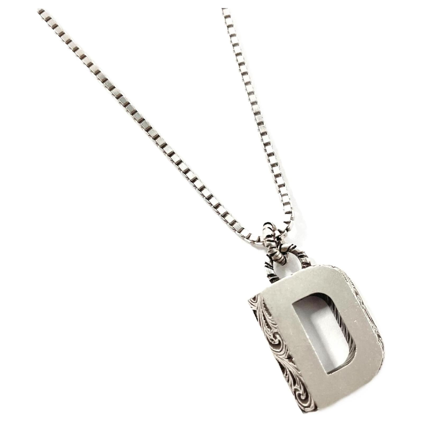 Gucci initial necklace silver store