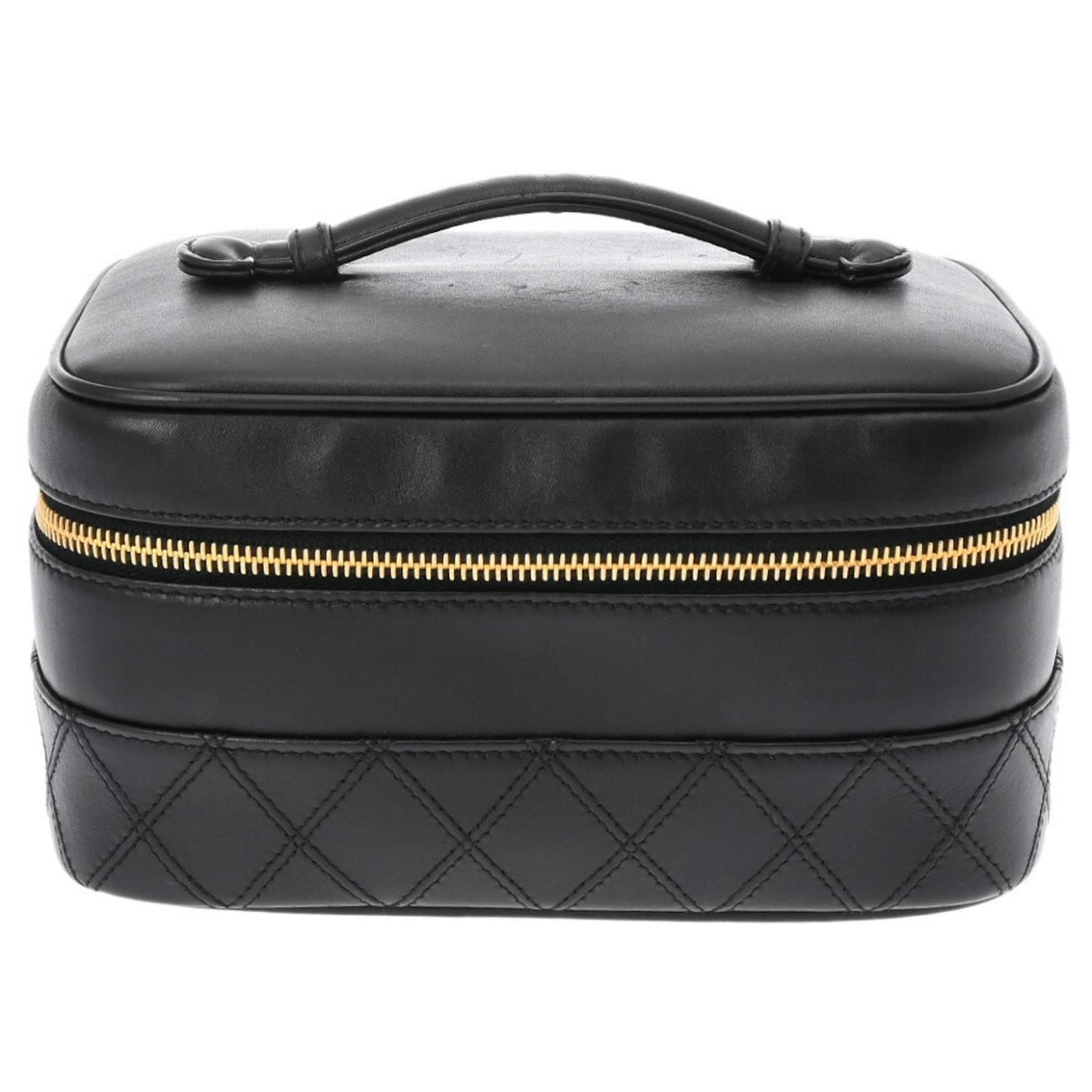 Chanel Horizontal Vanity Bicolor Black Handbag Leather ref.1448496 ...
