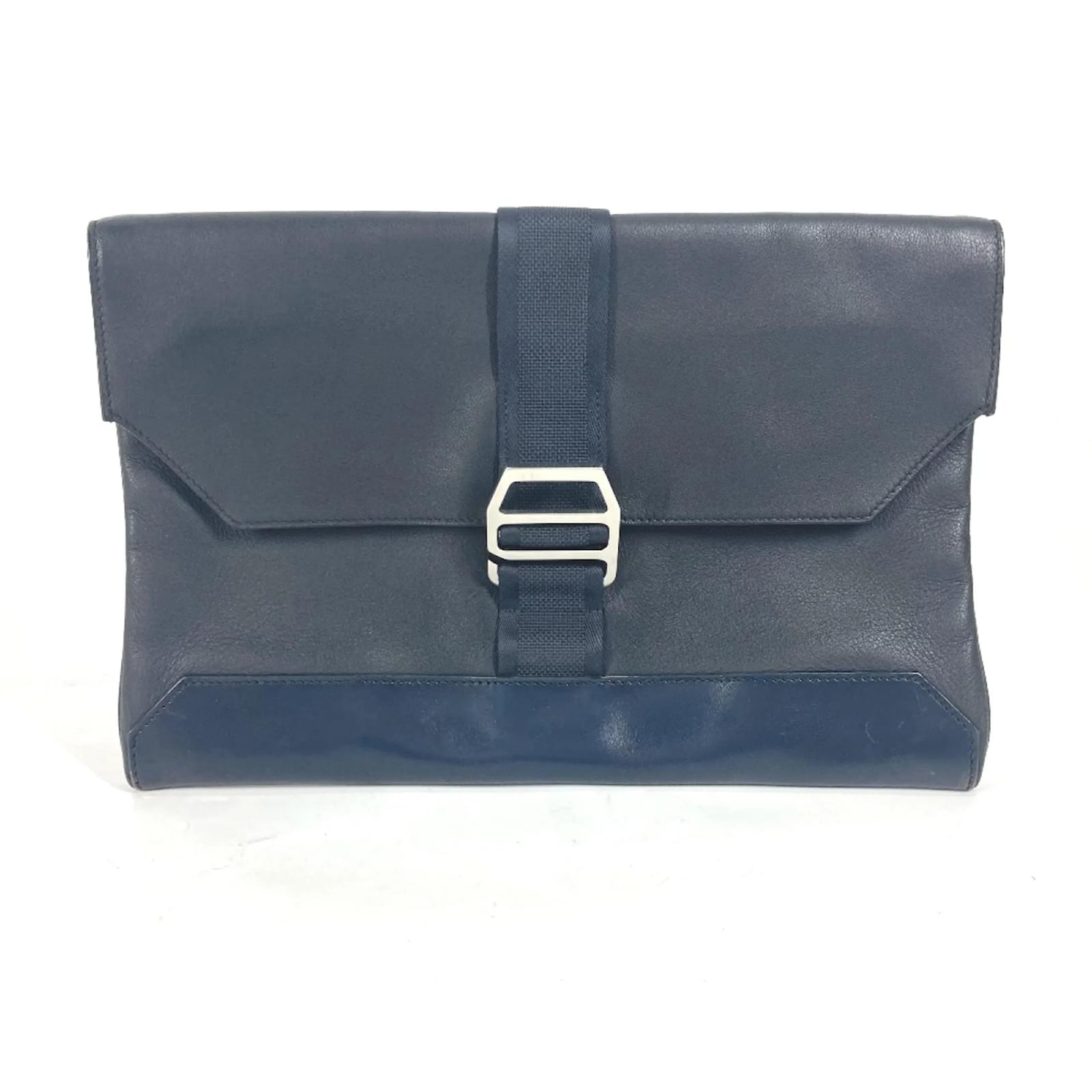 Hermès Hermes Navy Leather Clutch Bag Navy blue ref.1457153 - Joli Closet