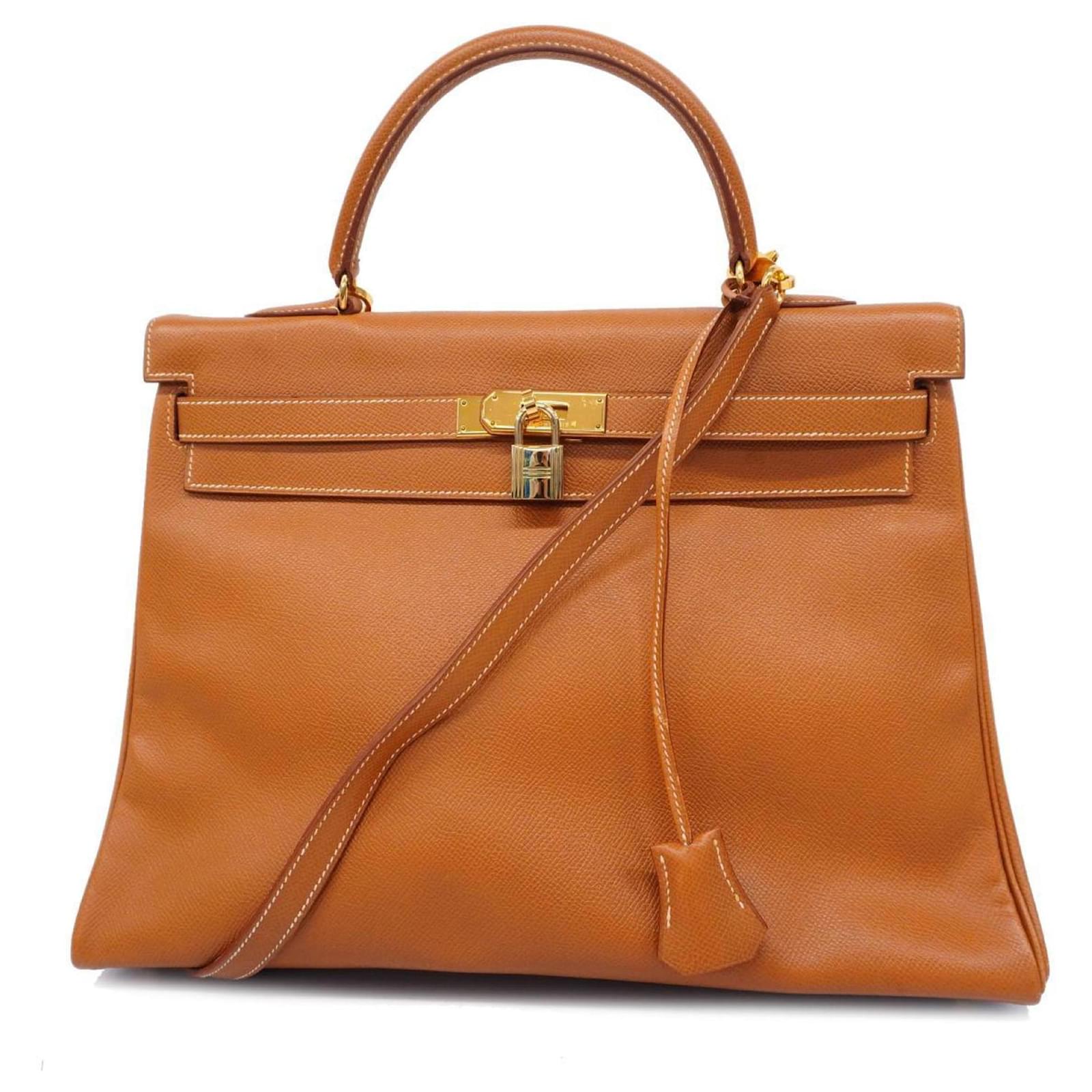 Hermès Hermes Kelly 35 Handbag in Gold Golden Leather ref.1459107 ...