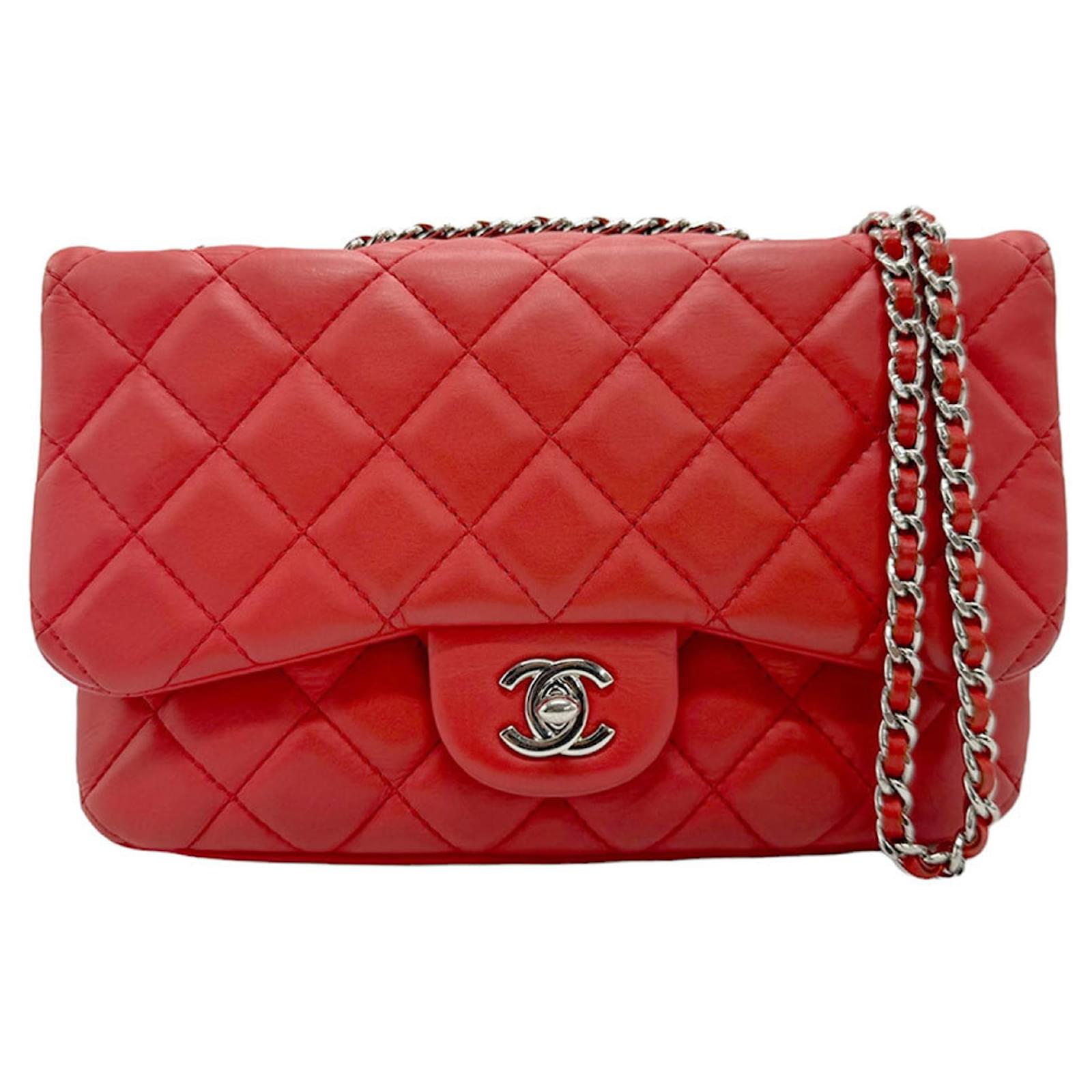 Chanel Red Leather Shoulder Bag ref.1459304 - Joli Closet
