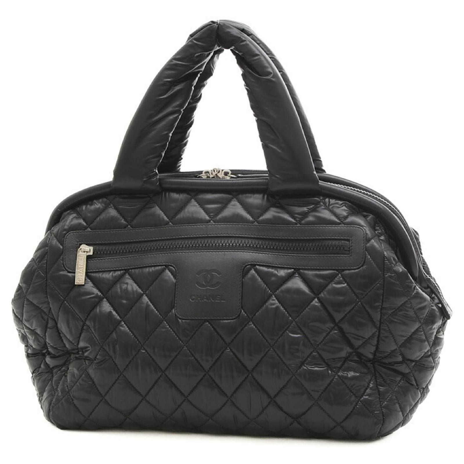 Chanel Coco Cocoon Boston Bag Black Nylon ref.1471030 - Joli Closet