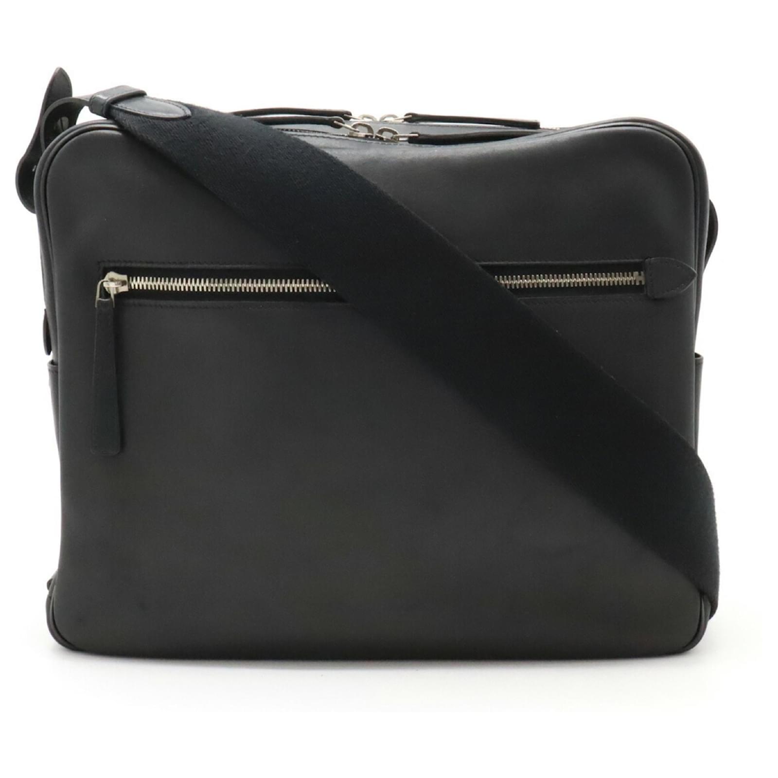 Hermès Hermes Sac Ever Reporter Shoulder Bag Black Leather ref.1485779 ...