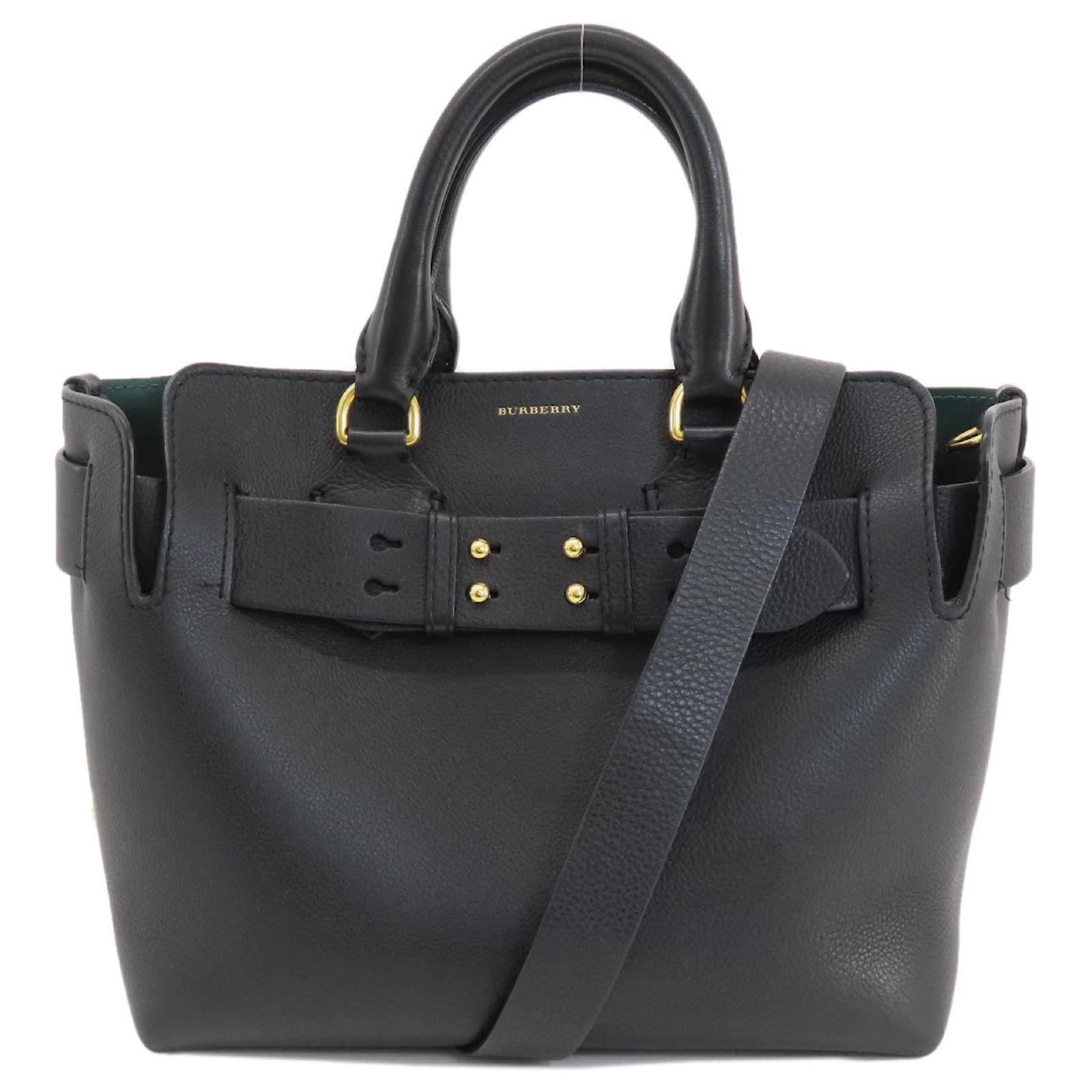 Burberry Black Leather Handbag ref.1505102 - Joli Closet