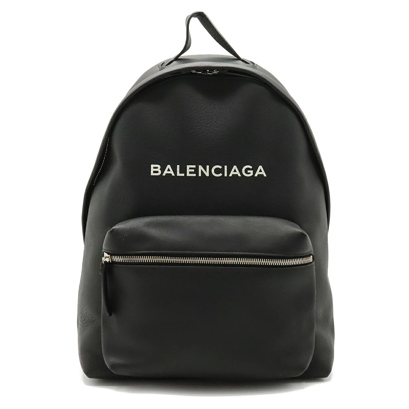 Balenciaga Everyday Backpack Black Leather ref.1513701 - Joli Closet