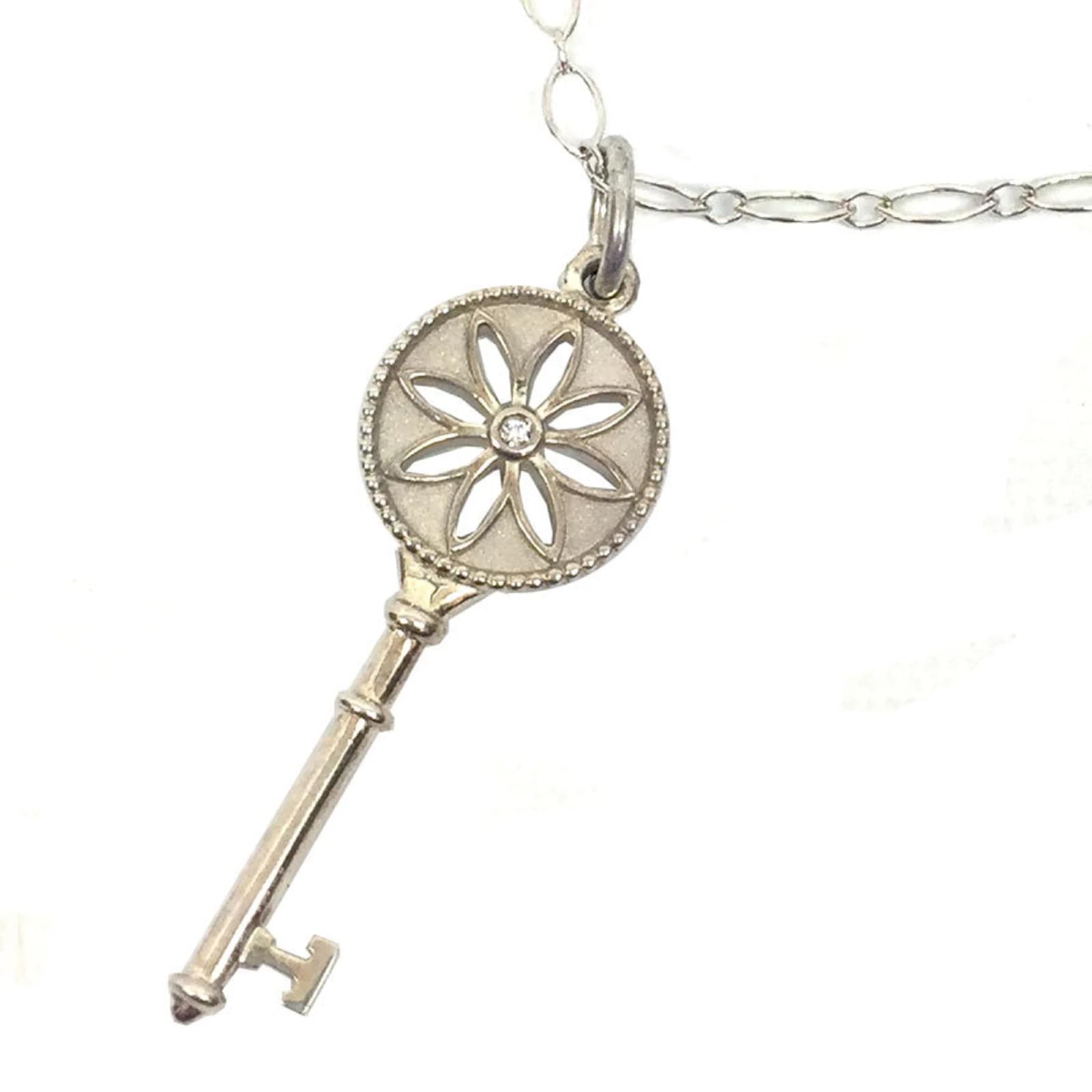 Tiffany daisy necklace store