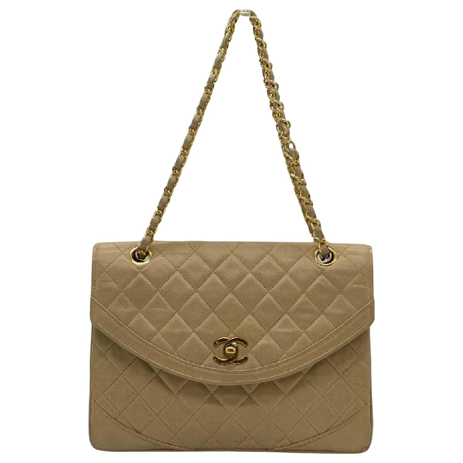 Chanel Timeless Beige Leather ref.1517594 - Joli Closet