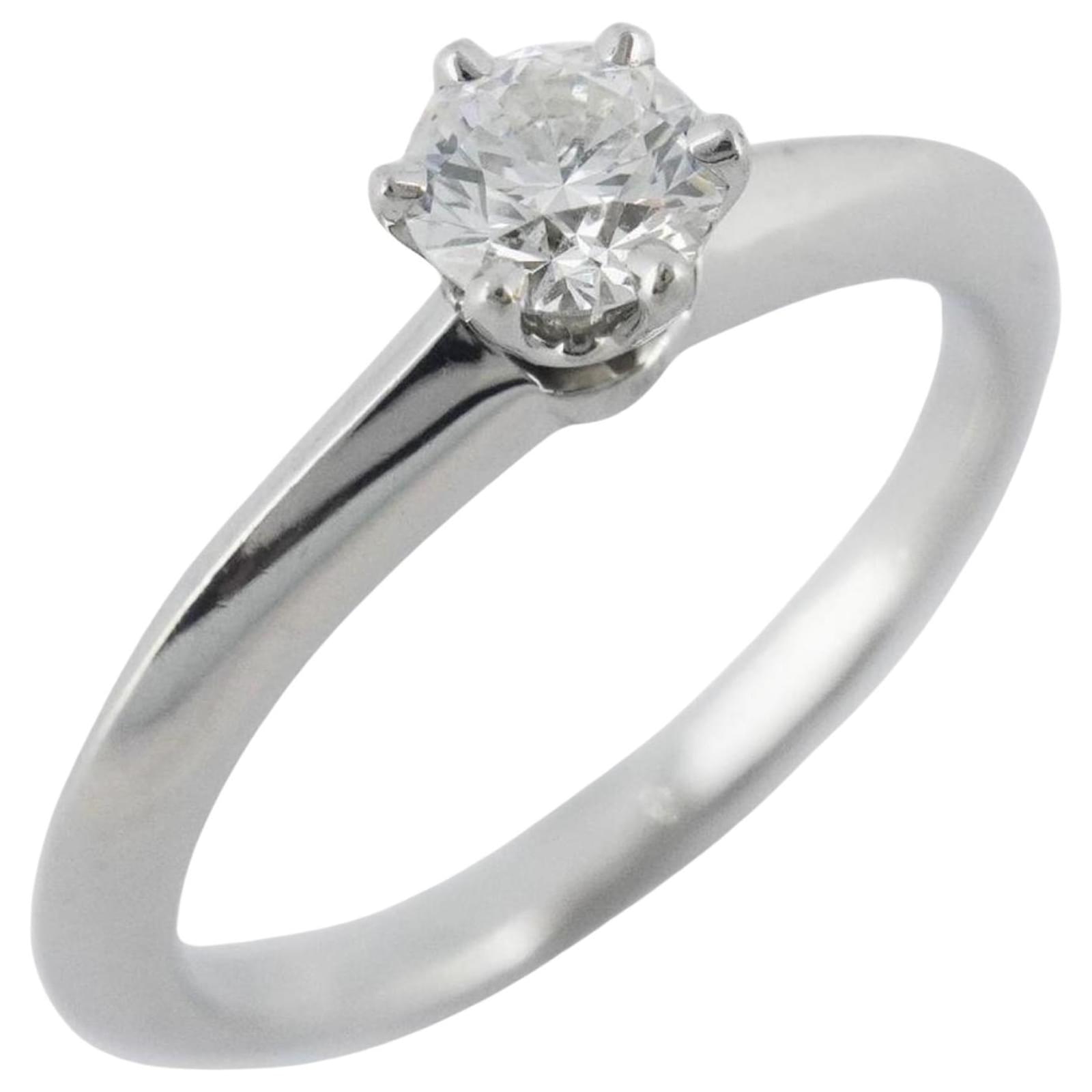 Tiffany & Co Solitaire Silvery Platinum ref.1521112 - Joli Closet