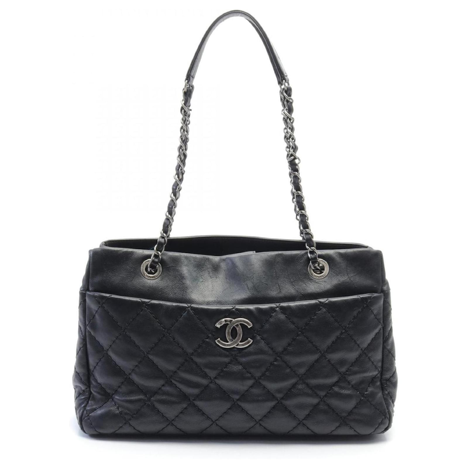Chanel Wild Stitch Shoulder Bag Black Leather ref.1528581 - Joli Closet