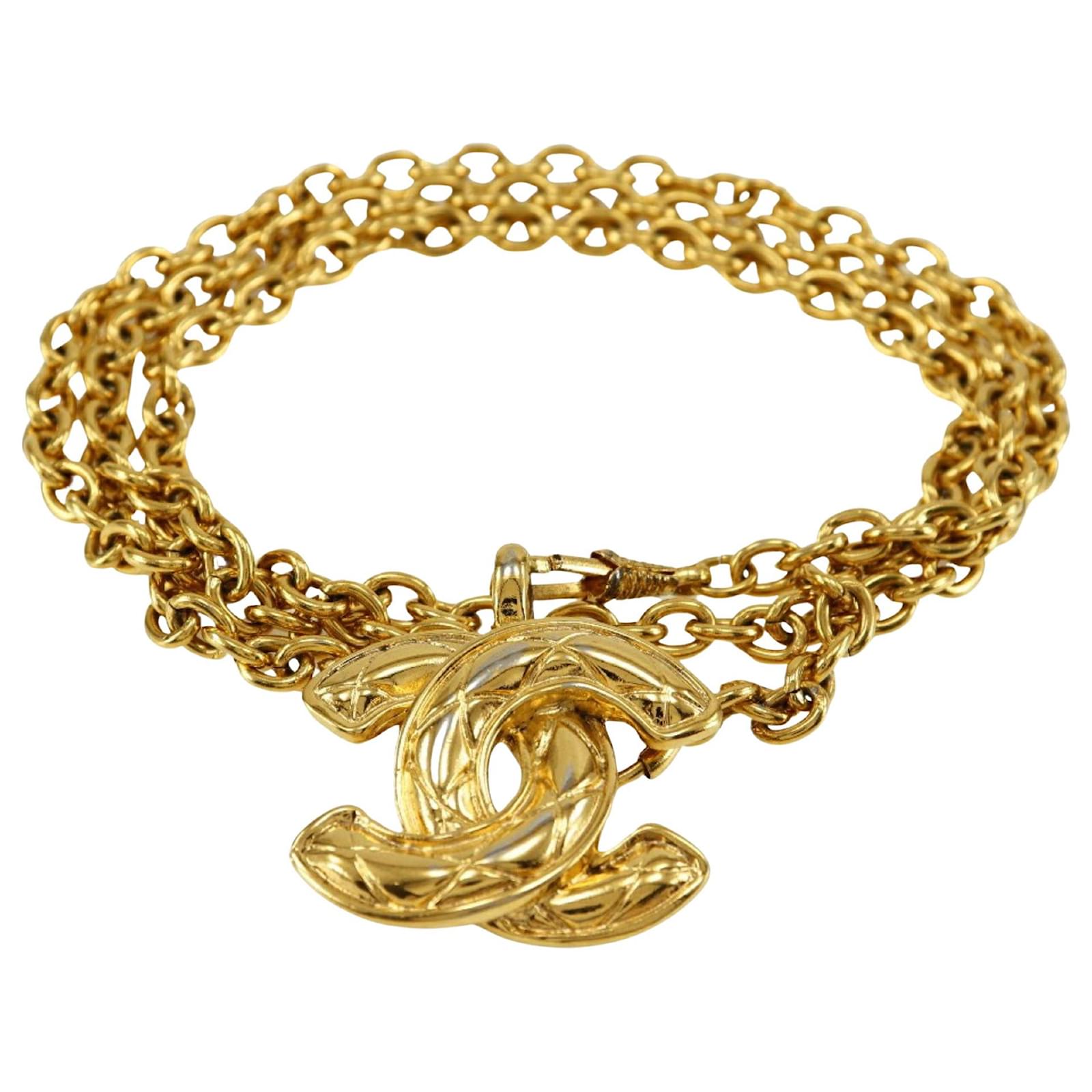 Chanel Logo CC Golden Gold-plated ref.1529984 - Joli Closet