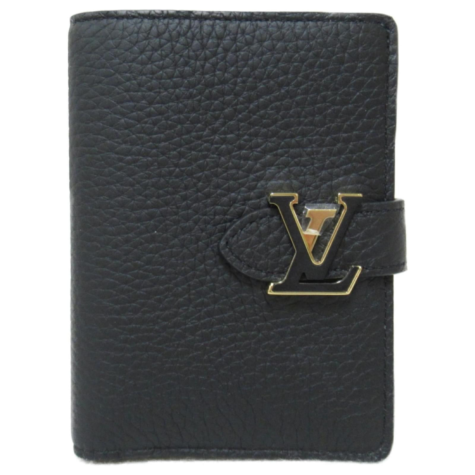 Louis Vuitton Taurillon Leather Bi-Fold Wallet Black ref.1532917 - Joli ...
