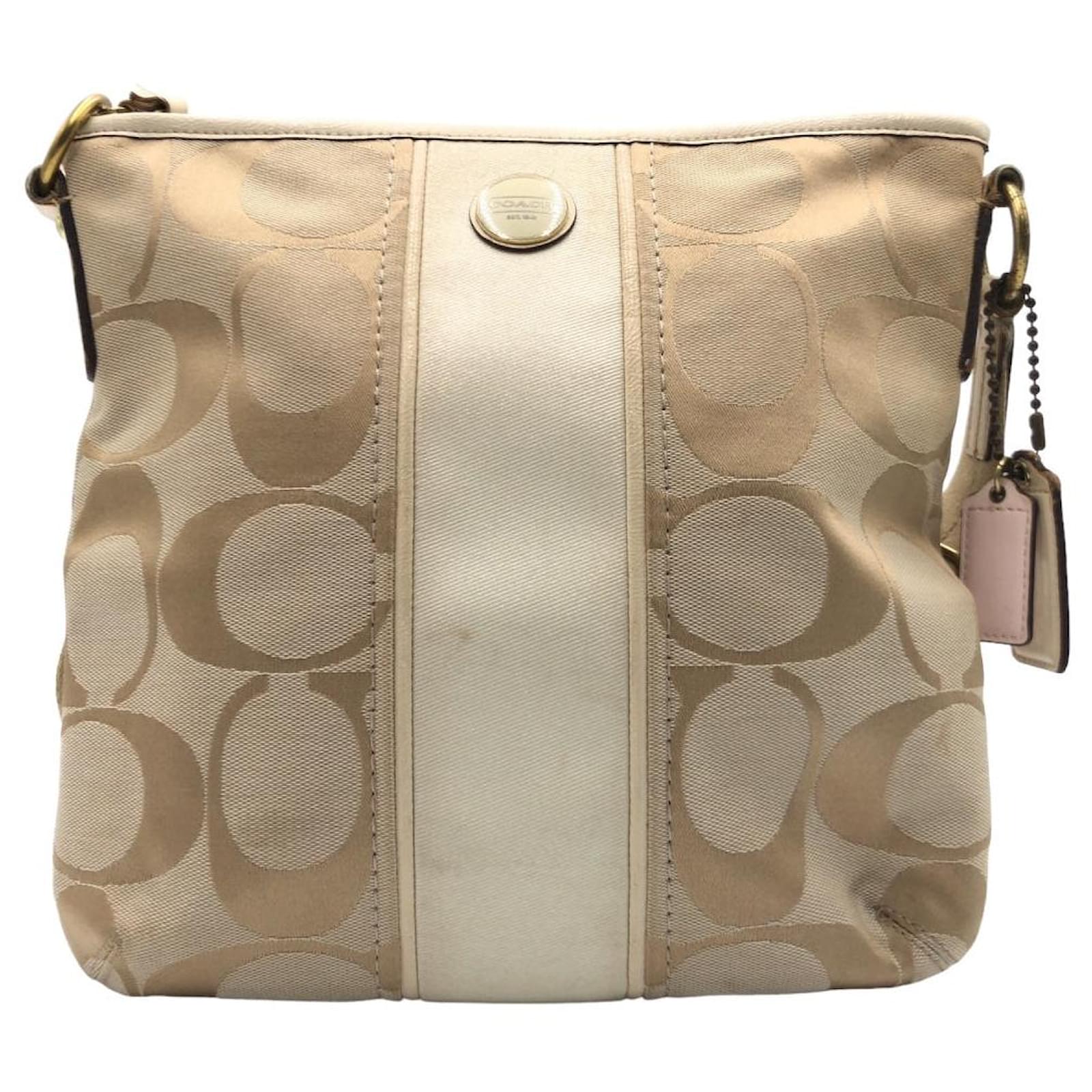 Coach Signature Canvas Shoulder Bag F21905 Beige Cloth ref.1541936 ...