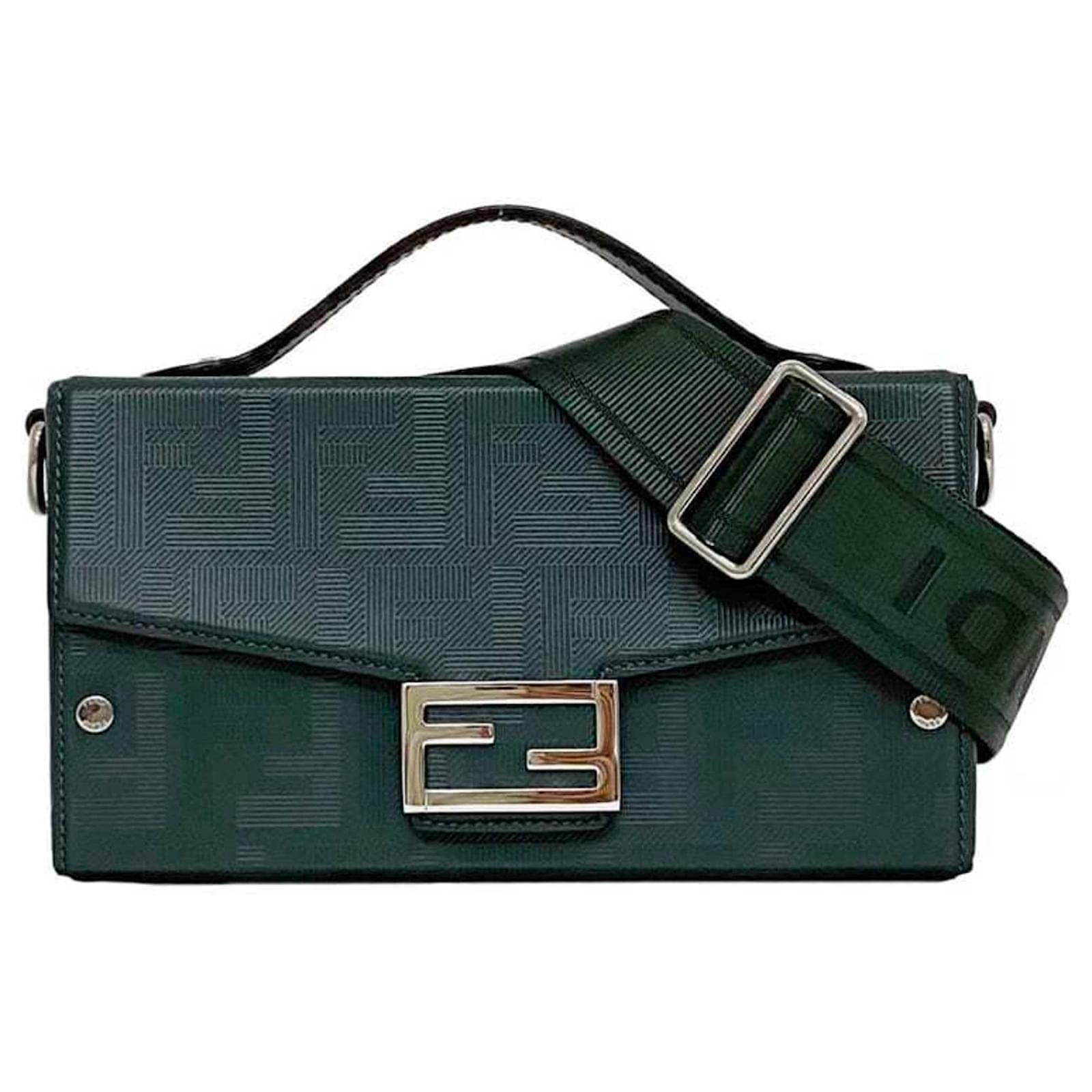 Fendi Green Leather Shoulder Bag ref.1543151 - Joli Closet