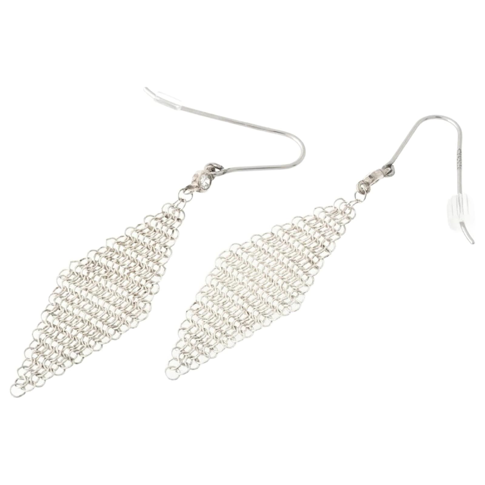 Tiffany & Co. Elsa Peretti Mesh Drop Earrings Silver ref.1547772 - Joli ...