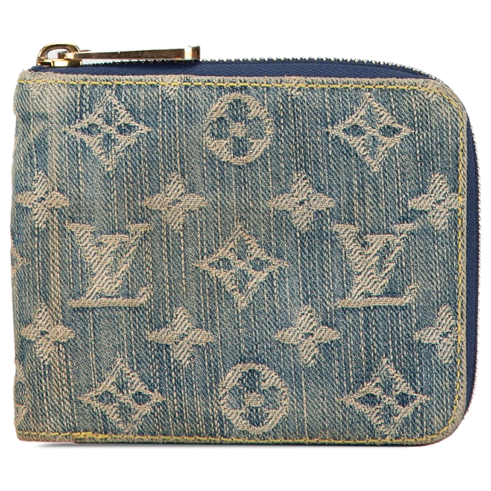 Louis Vuitton Blue Monogram Denim Zippy Wallet Cloth ref.1558549 - Joli ...