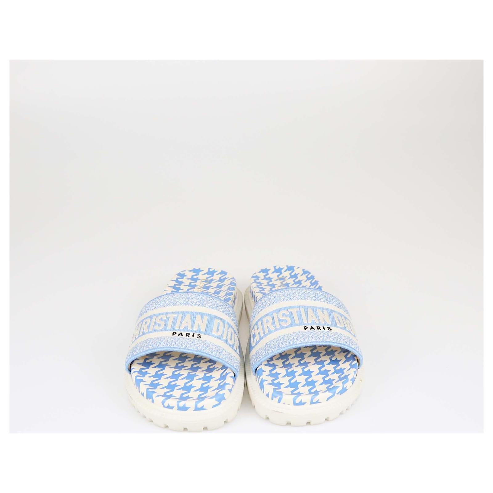 Christian Dior Dior Blue Embroidered Dway Slides Cloth ref.1560778 ...