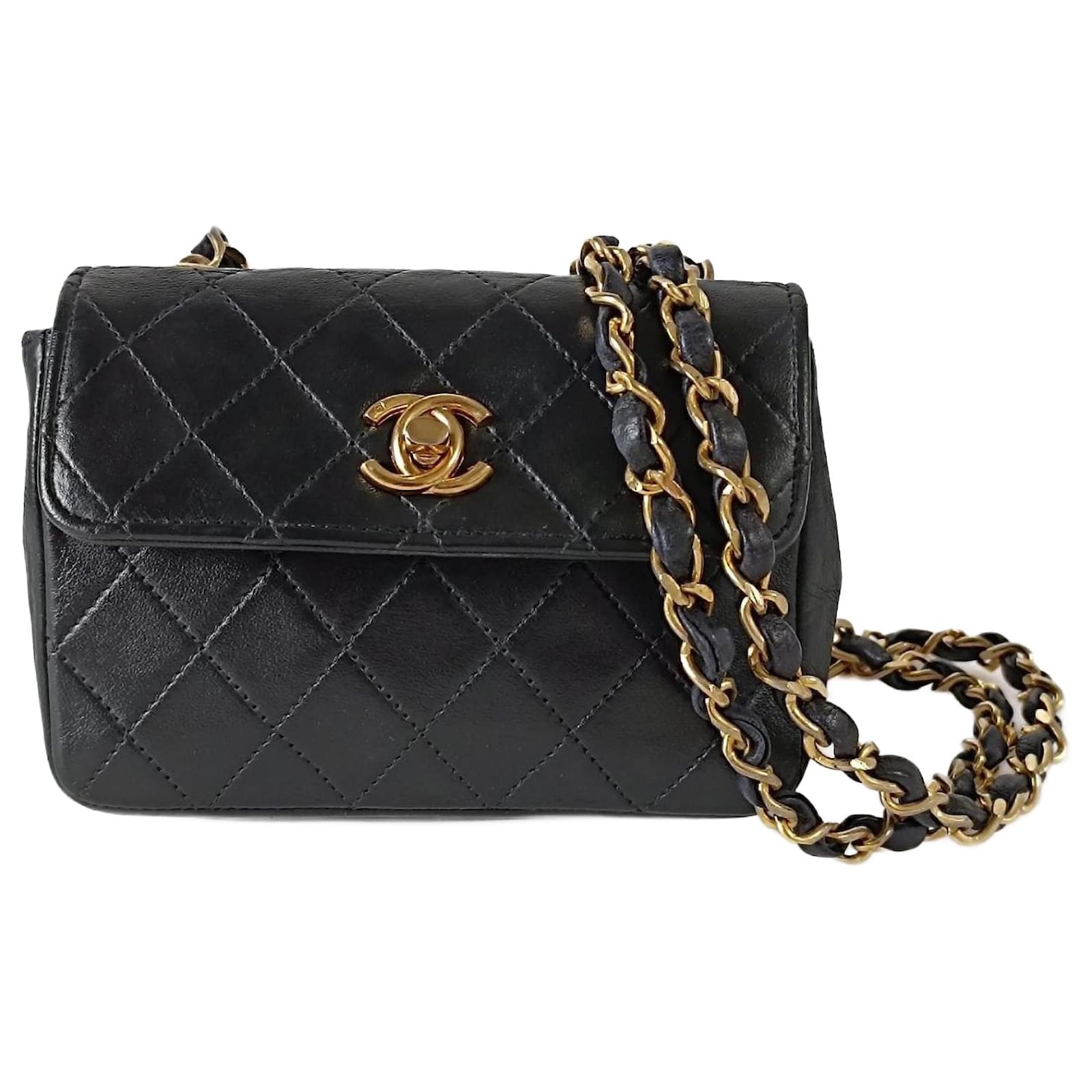 Chanel Timeless Classic mini shoulder bag in black leather ref.1578910 ...