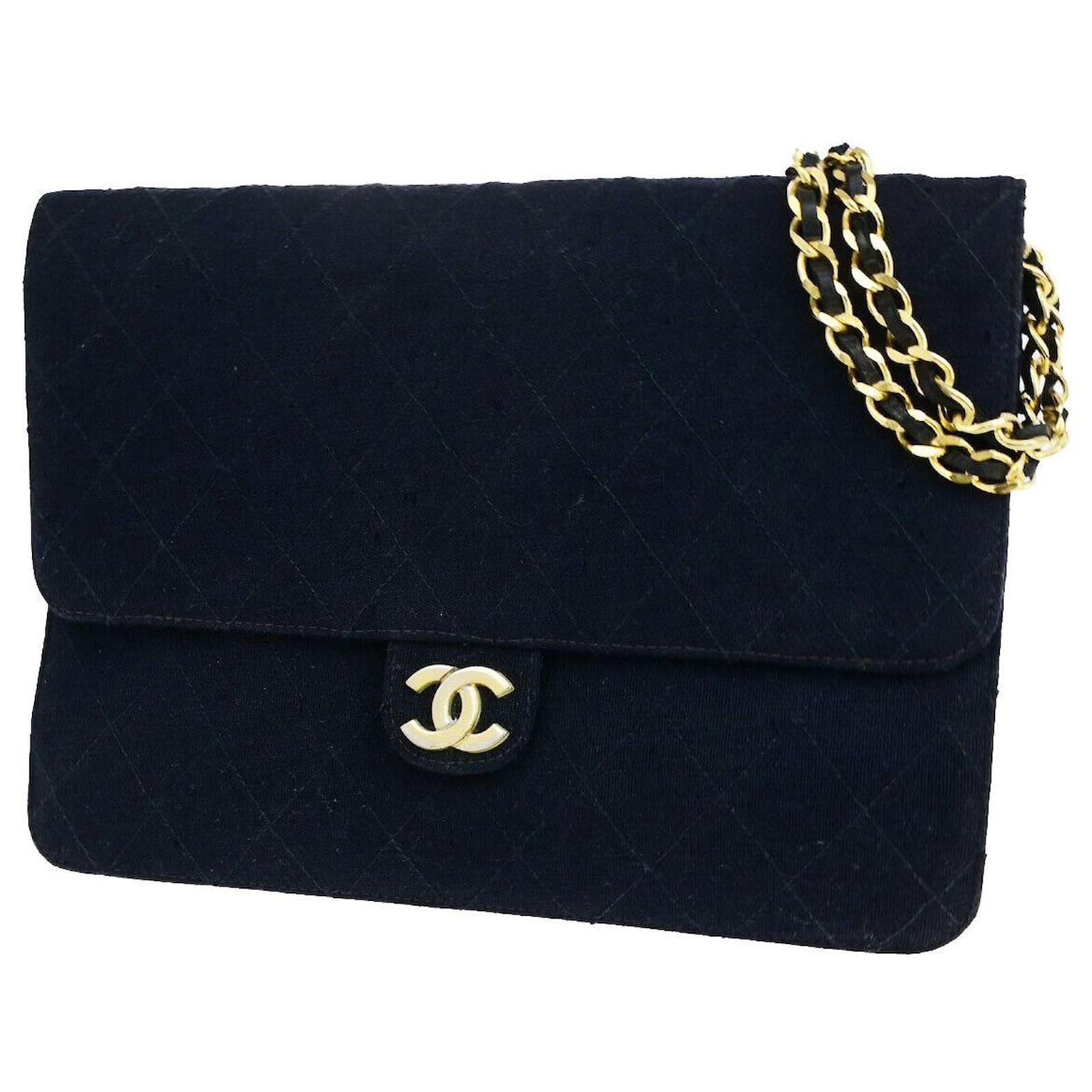Timeless Chanel Matelassé Navy blue Cloth ref.1599957 - Joli Closet