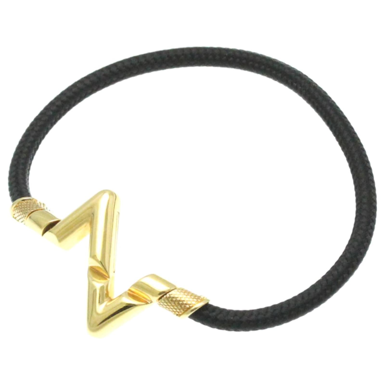 Louis Vuitton Vault Upside Down Charm Bracelet Golden Yellow gold ref ...