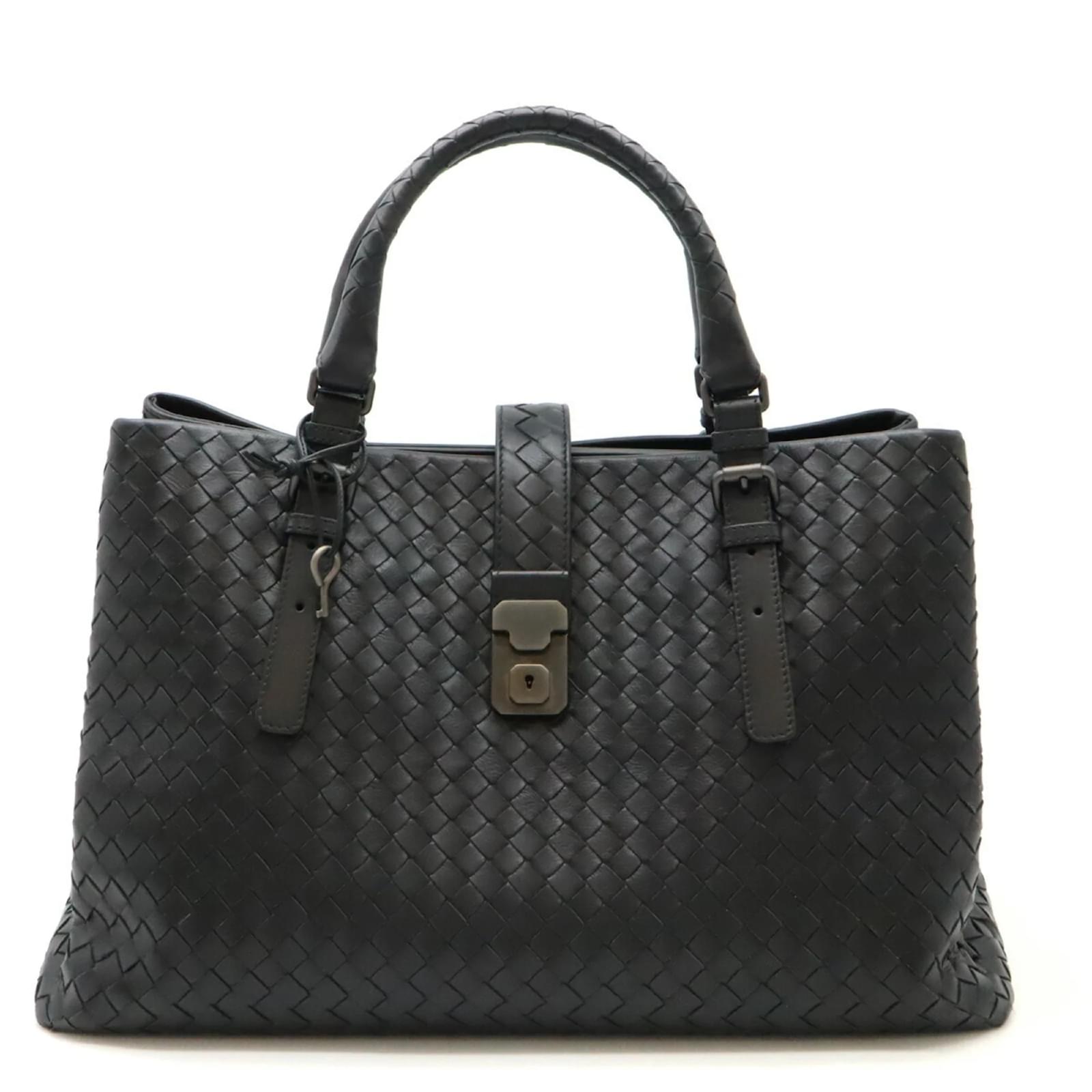 Bottega Veneta Intrecciato Roma Bag Black Leather ref.1612122 - Joli Closet