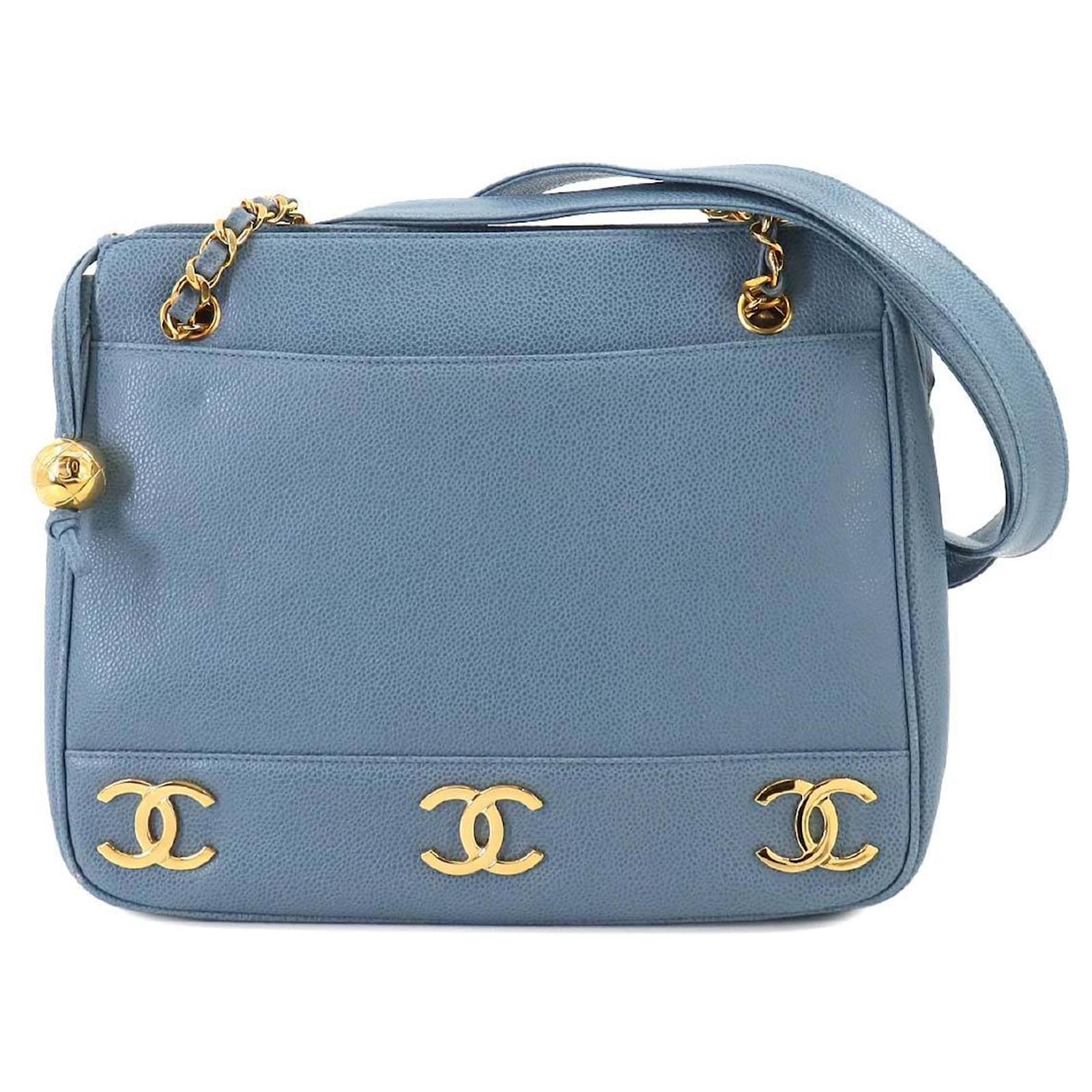 Chanel Triple Coco Chain Shoulder Bag Light blue ref.1612159 - Joli Closet