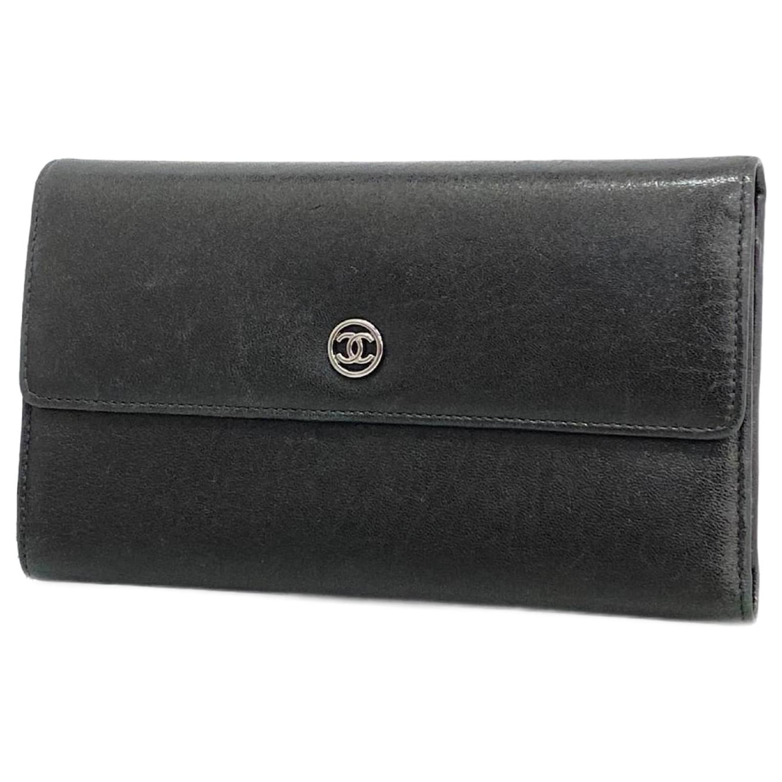 Chanel Black Leather Tri-fold Long Wallet ref.1615608 - Joli Closet