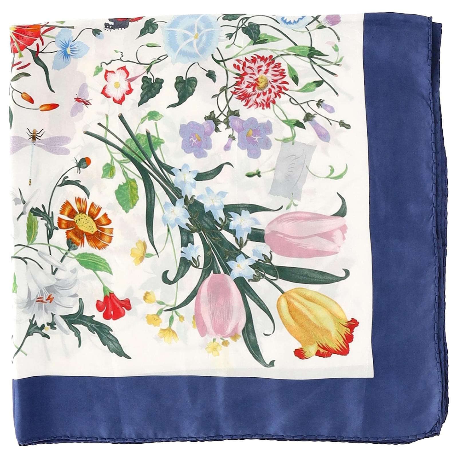 Gucci Square Floral Scarf in Navy Blue Silk ref.1616798 - Joli Closet