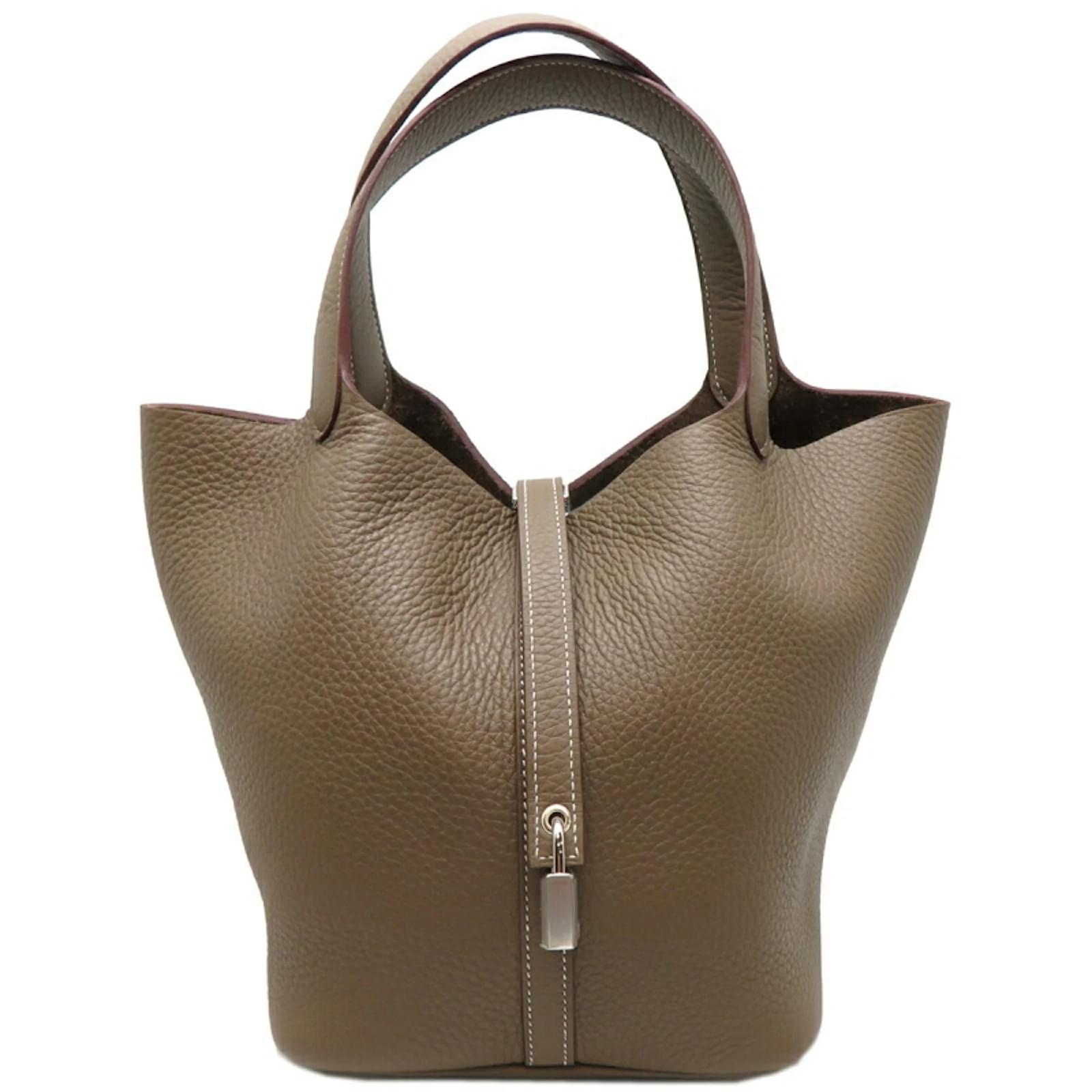 Hermès Hermes W Stamp 2024 Picotin Lock MM Handbag Taupe Leather ref ...