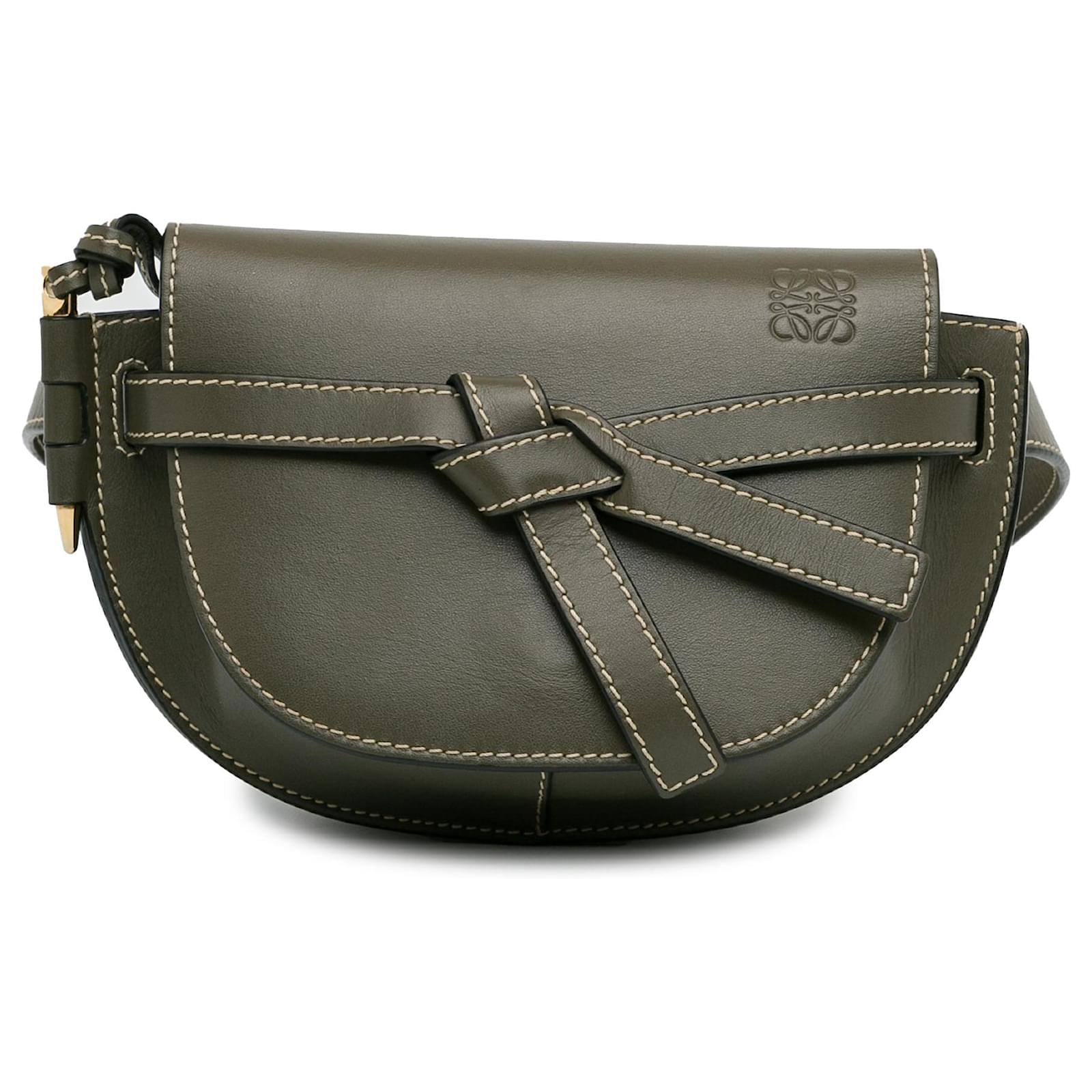 LOEWE Handbags Leather Green ref.JC1623602 (Sold) - Joli Closet