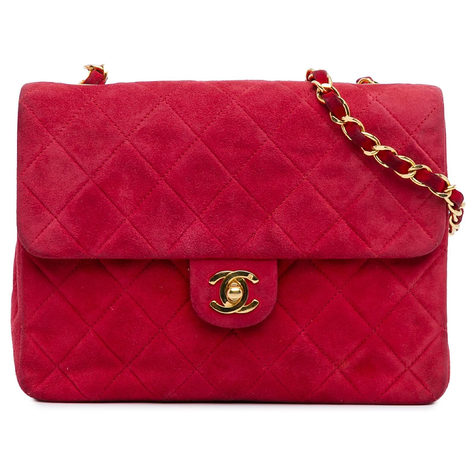 CHANEL Handbags Suede Red ref.1623614 - Joli Closet