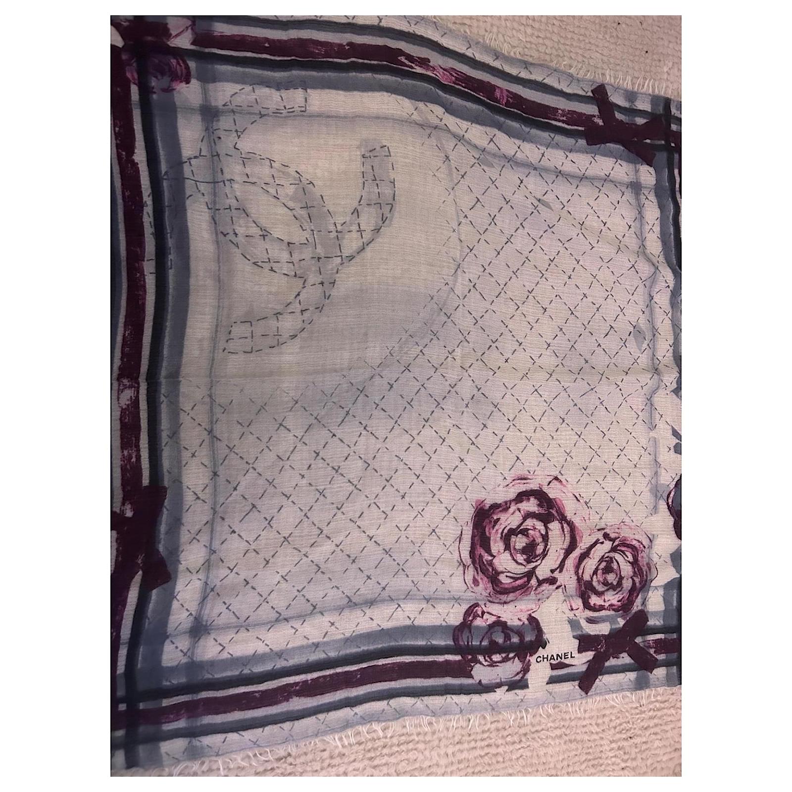 Cambon Chanel Silk scarves Pink Cashmere ref.1629790 - Joli Closet