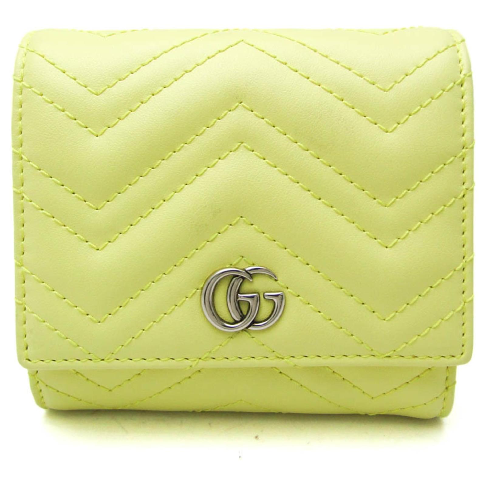 Gucci GG Marmont Yellow Leather Bi-Fold Wallet ref.1630053 - Joli Closet